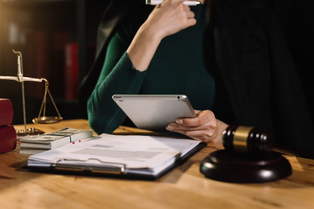 Intake Specialist Remote: Key Skills & Law Firm Benefits